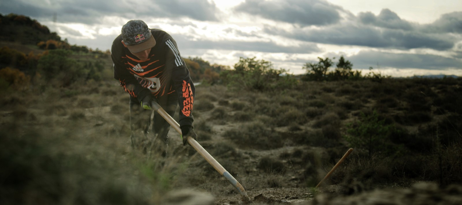 Thomas Genon is Incredible in ECLECTIC - Mountain Bike Press Release ...