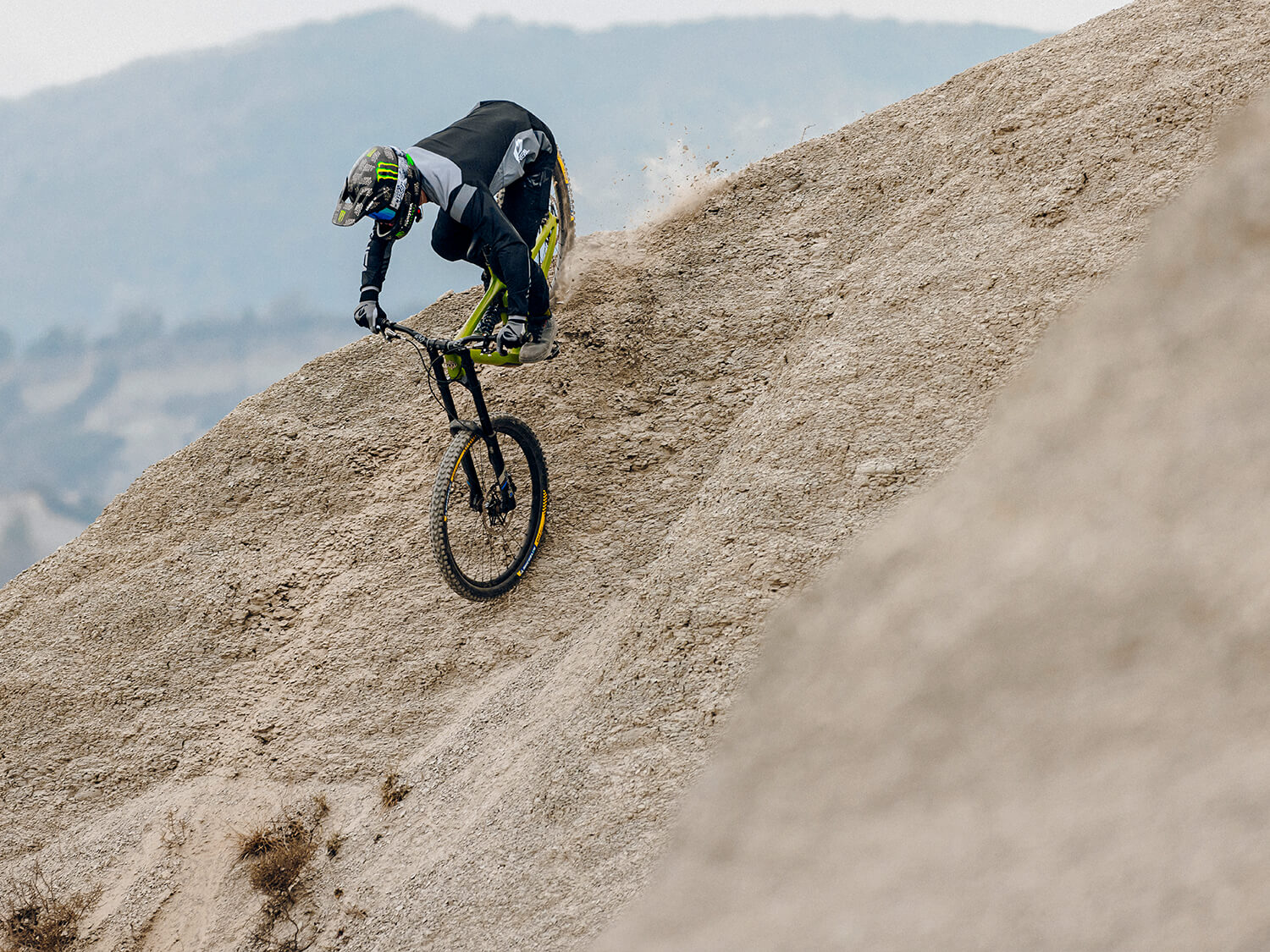 Adolf Silva on O'NEAL - Mountain Bike Press Release - Vital MTB