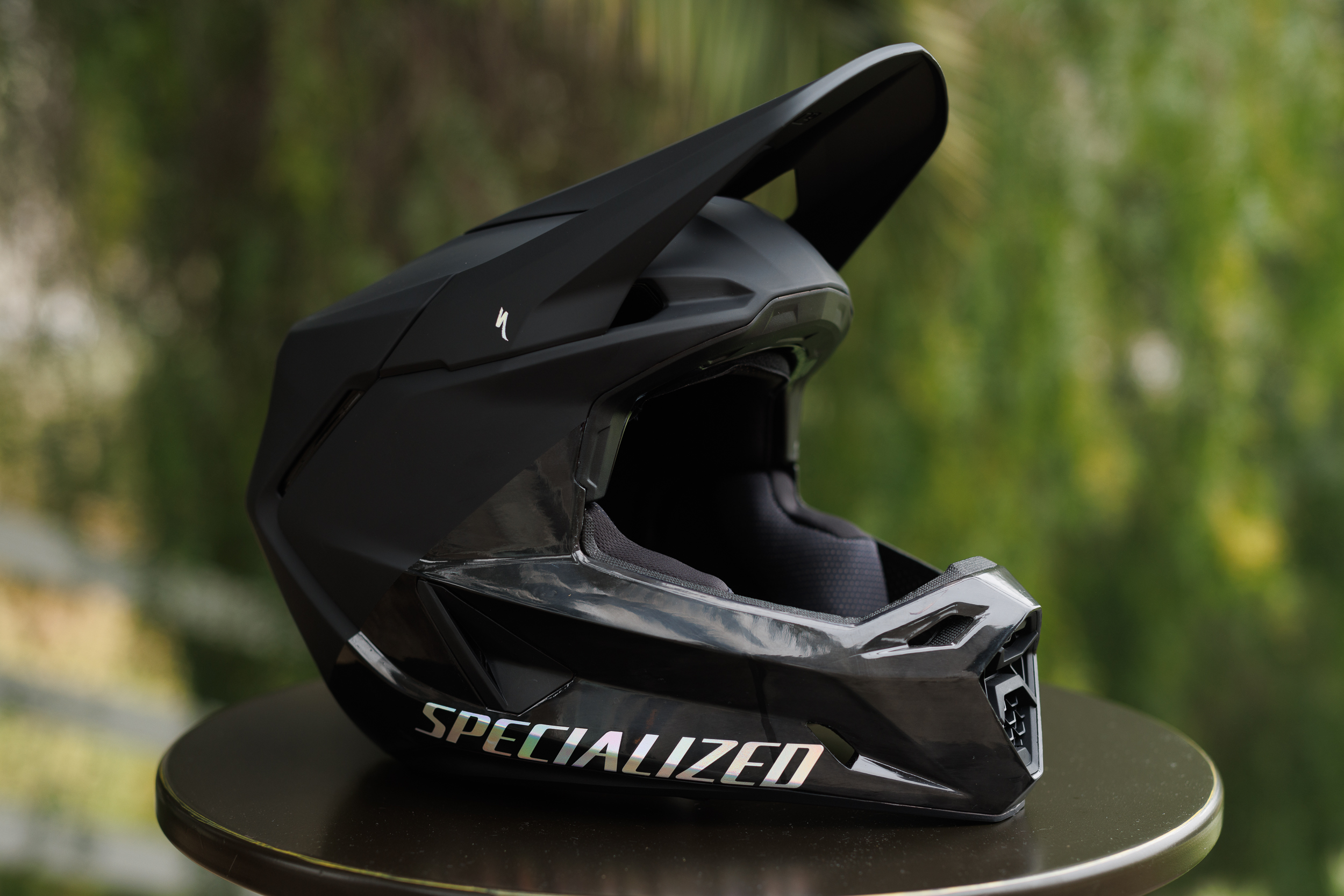 The All-New Specialized Dissident II Full Face Helmet - Mountain Bike ...