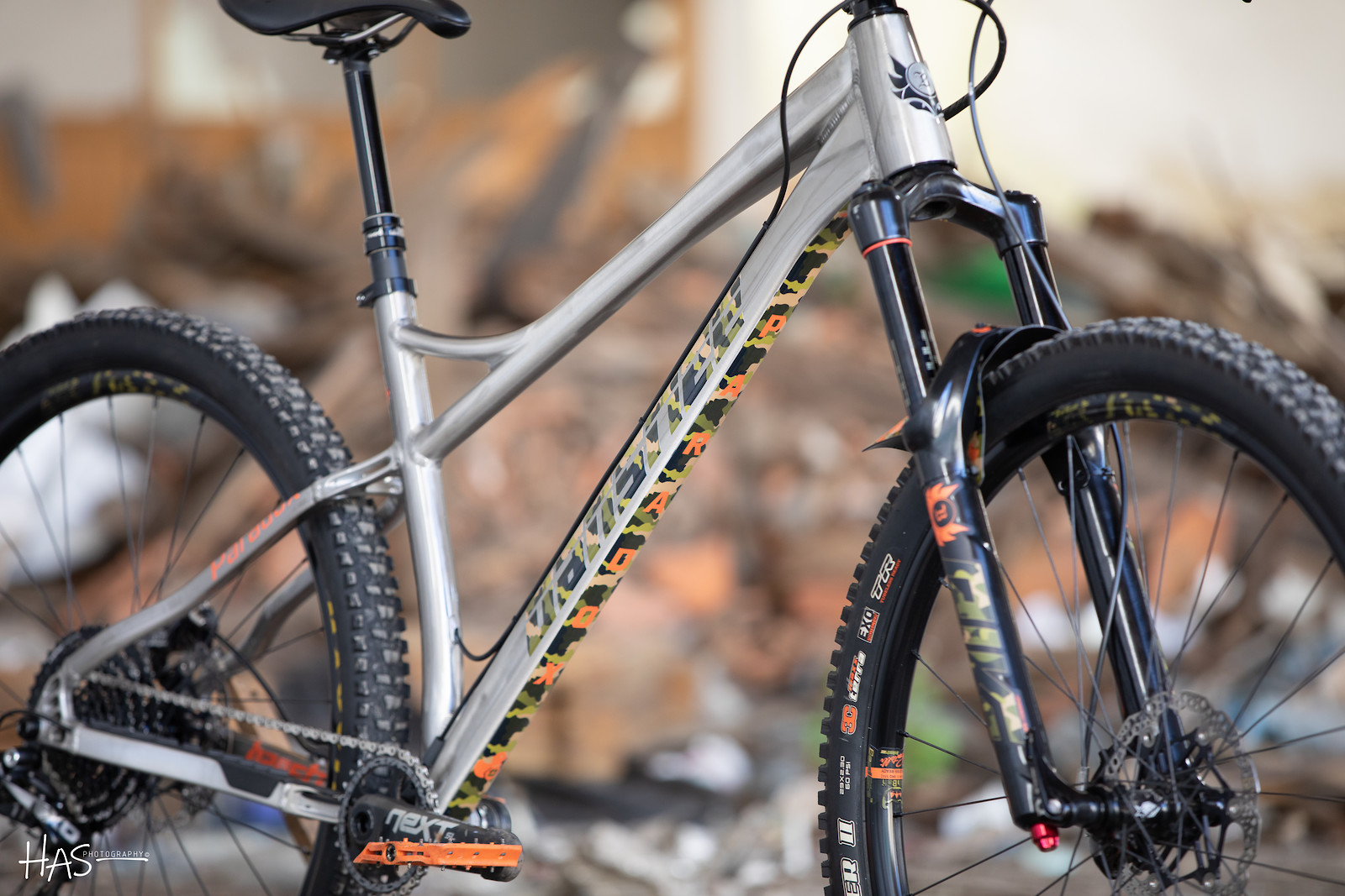 Banshee Paradox "Rubber duck hunter" - hugobball's Bike Check - Vital MTB