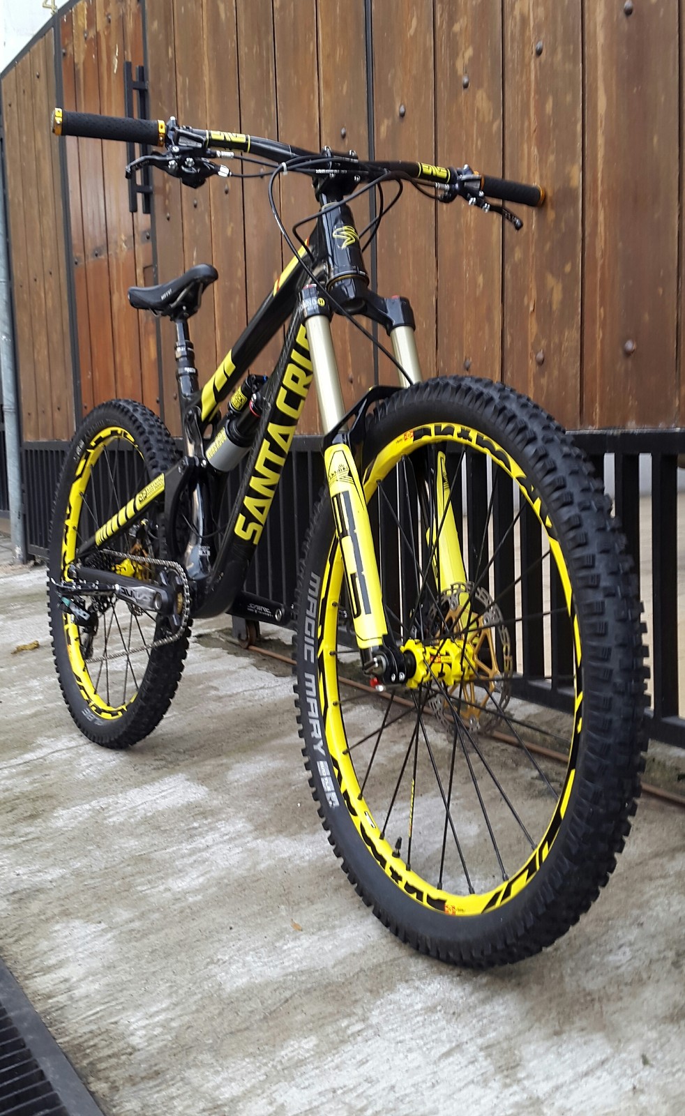 Gravity Enduro's SC Nomad 3 - rizwan.rizal's Bike Check - Vital MTB
