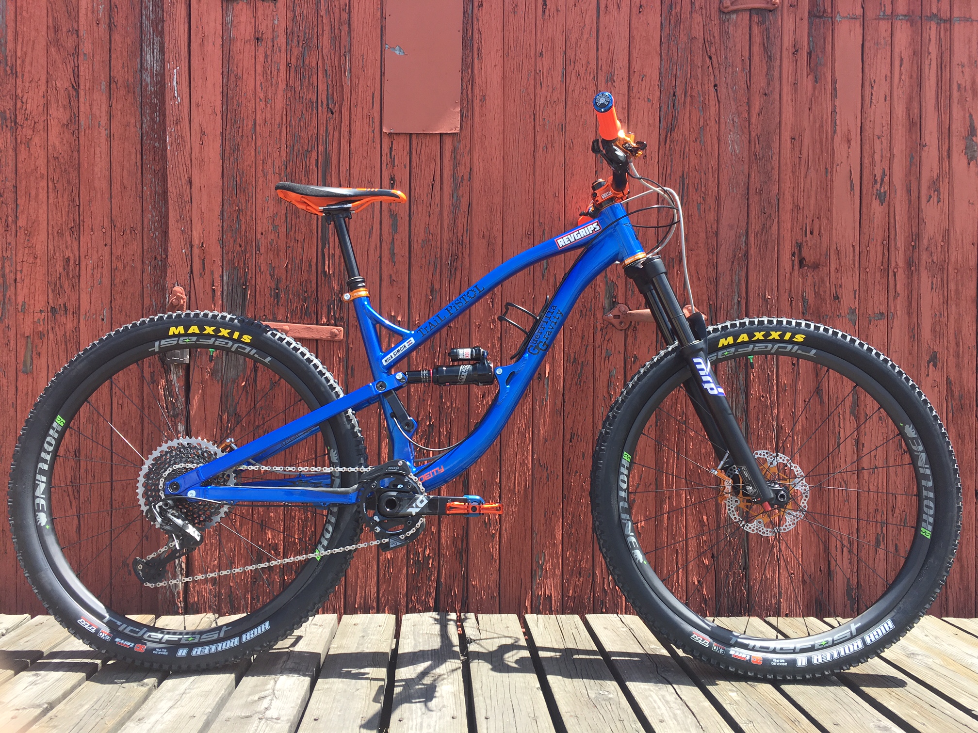 2017 Guerrilla Gravity Trail Pistola - Simcik's Bike Check - Vital MTB