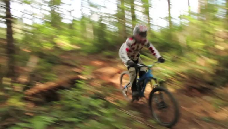 Simon Garstin riding the Knolly Chilcotin - sgarstin - Mountain Biking ...