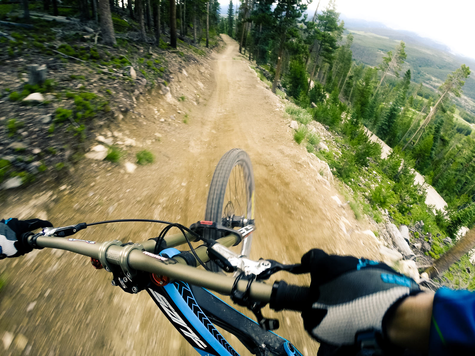 Testing the 2015 YT Tues CF Pro Downhill Bike - Testing the 2015 YT ...