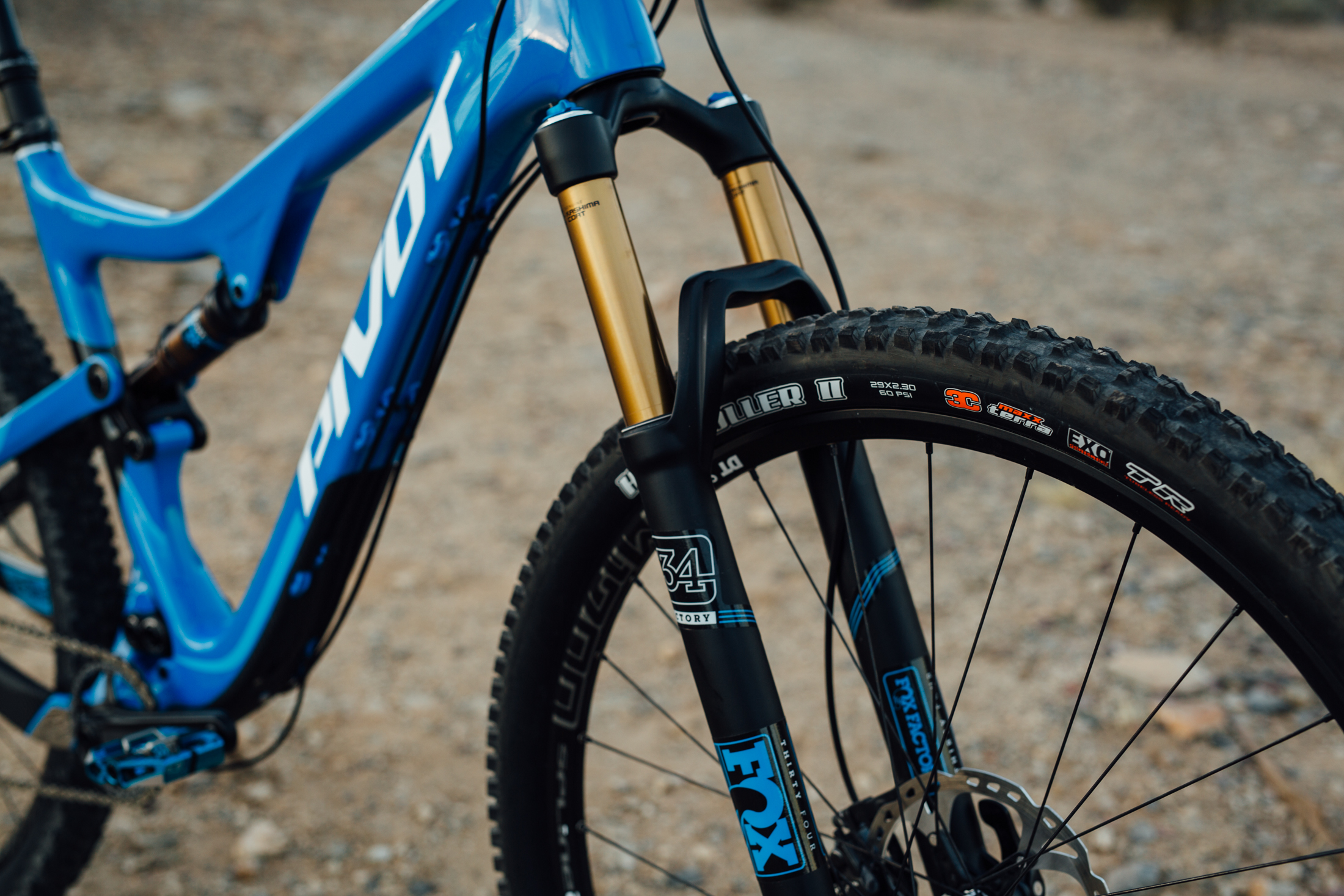 Pivot Mach 429 Trail - 2016 Vital MTB Test Sessions - Pivot Mach 429 ...