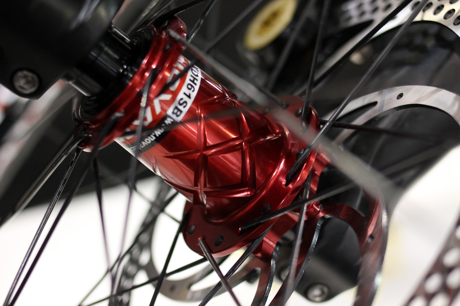 Novatec Demon Hub - Interbike Photo Gallery, Final Day (Part 1 ...