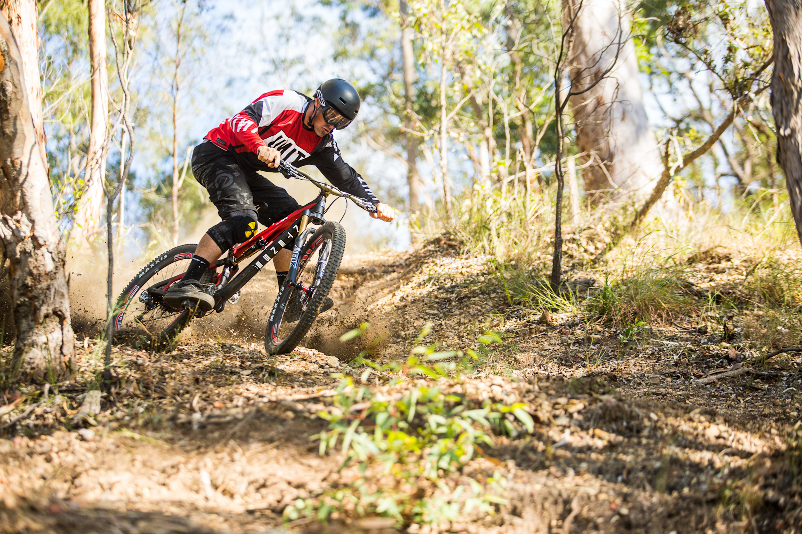 Chris Kovarik on the 2014 Intense Tracer T275 Carbon - Get Drifty! Kovarik Rallying the All-New ...