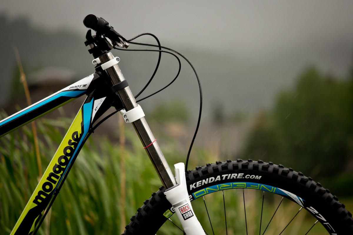 2015 Mongoose Boot’r 27.5 - First Look: 2015 Mongoose Boot'r, Teocali ...