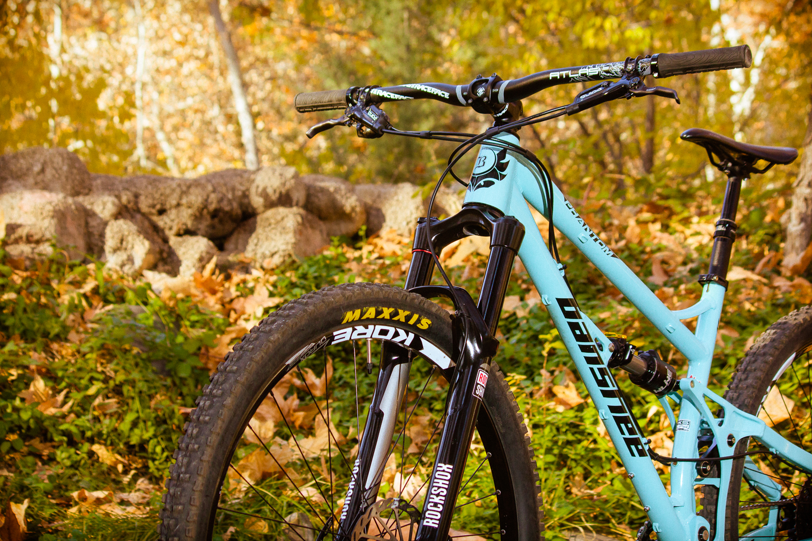 Tested: 2015 Banshee Phantom - Tested: 2015 Banshee Phantom - Mountain ...