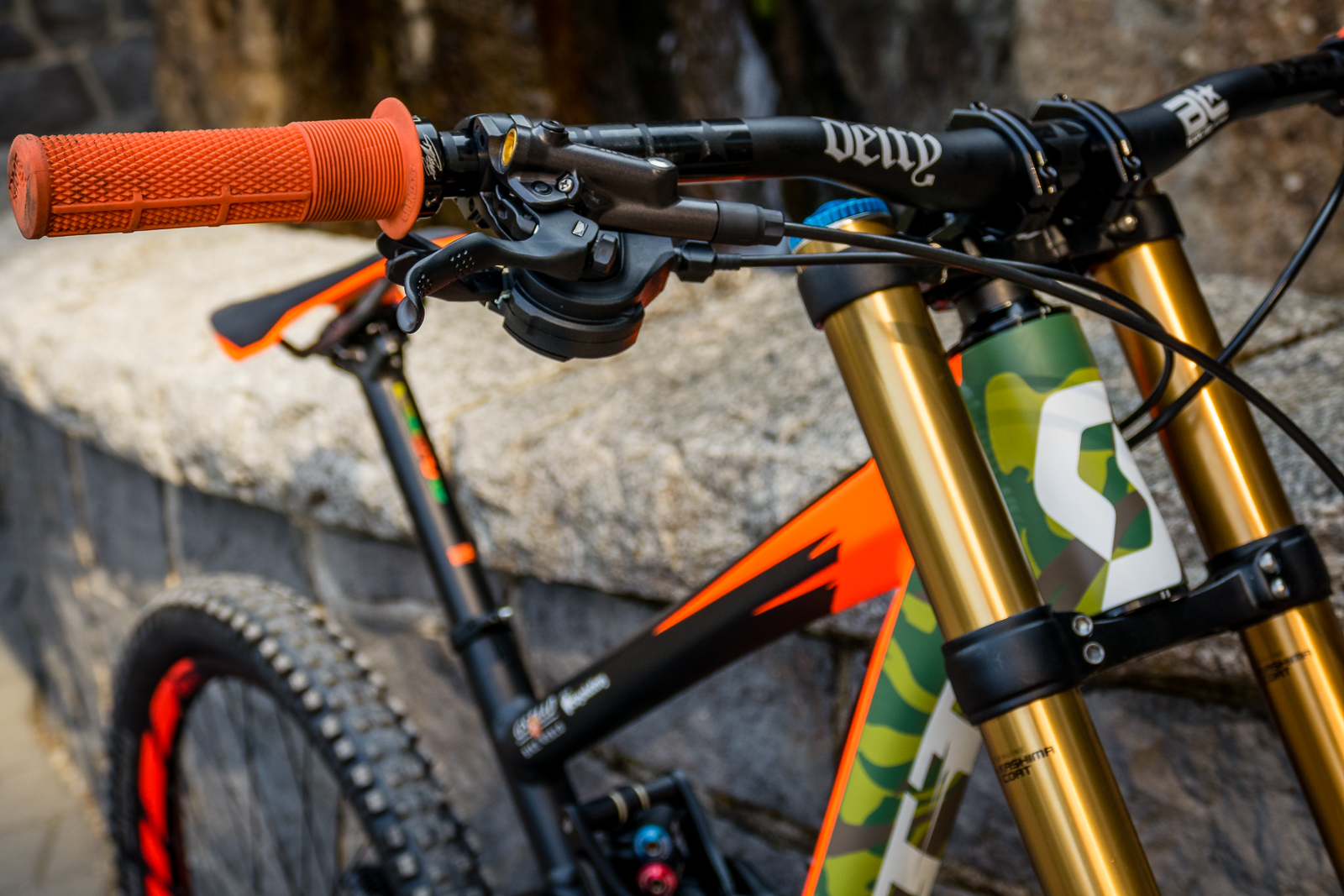 Pro Bike Check: Brendan Fairclough's Rampage Scott Gambler - Pro Bike ...