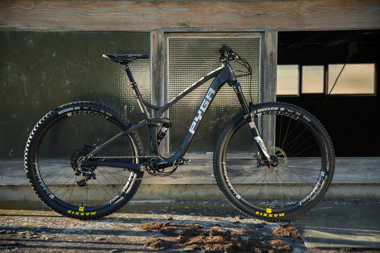 Custom PYGA Stage MAX - Robin_Schaub's Bike Check - Vital MTB