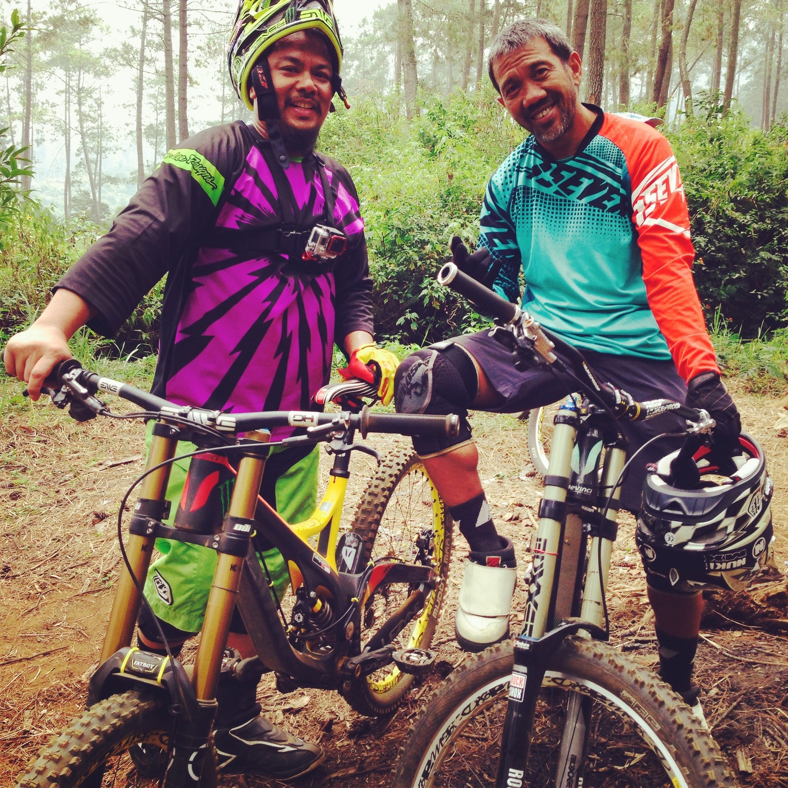 Fatboy's Devinci Wilson Carbon - fatboyfarid's Bike Check - Vital MTB