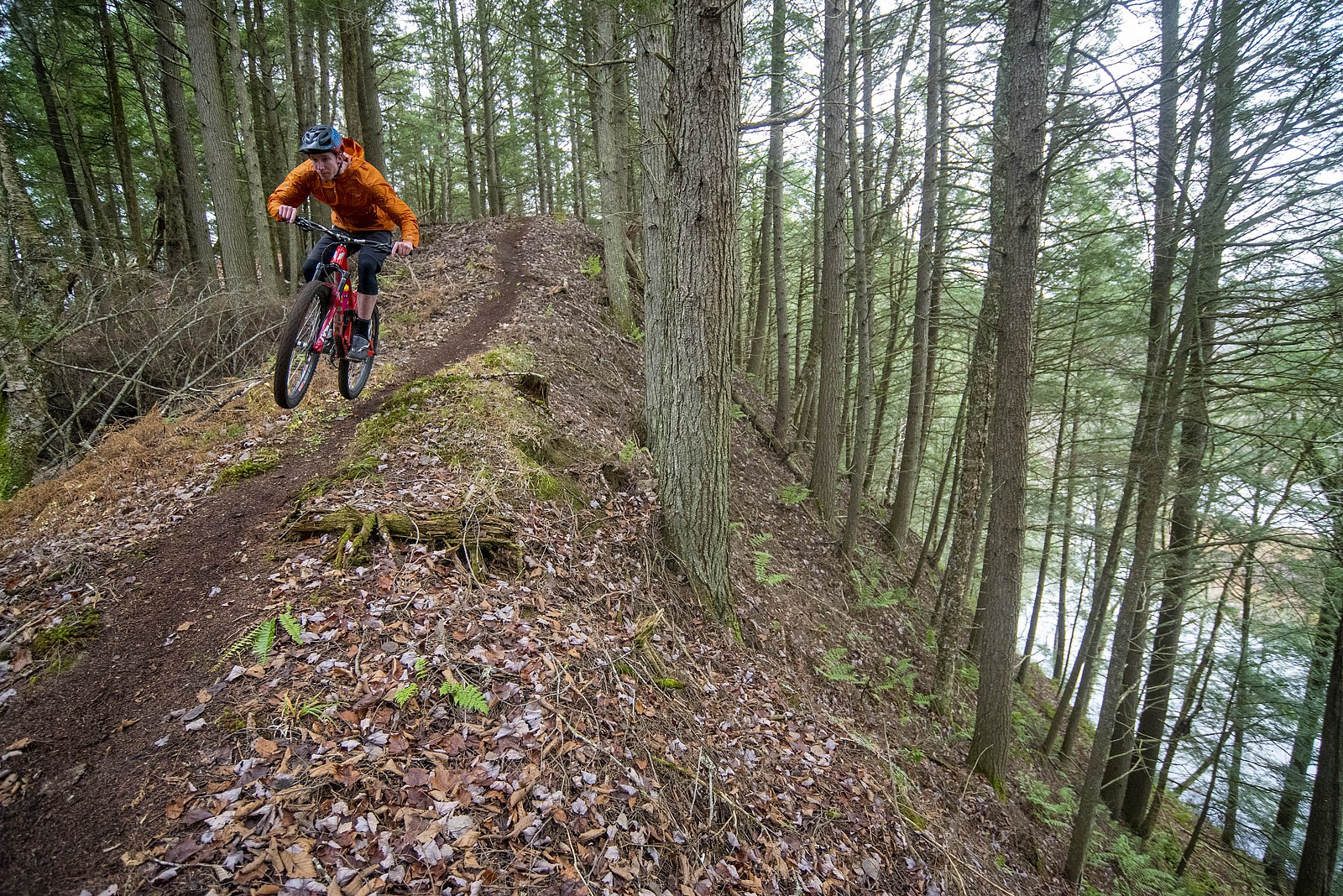 ridge jump 065 - jebvt - Mountain Biking Pictures - Vital MTB