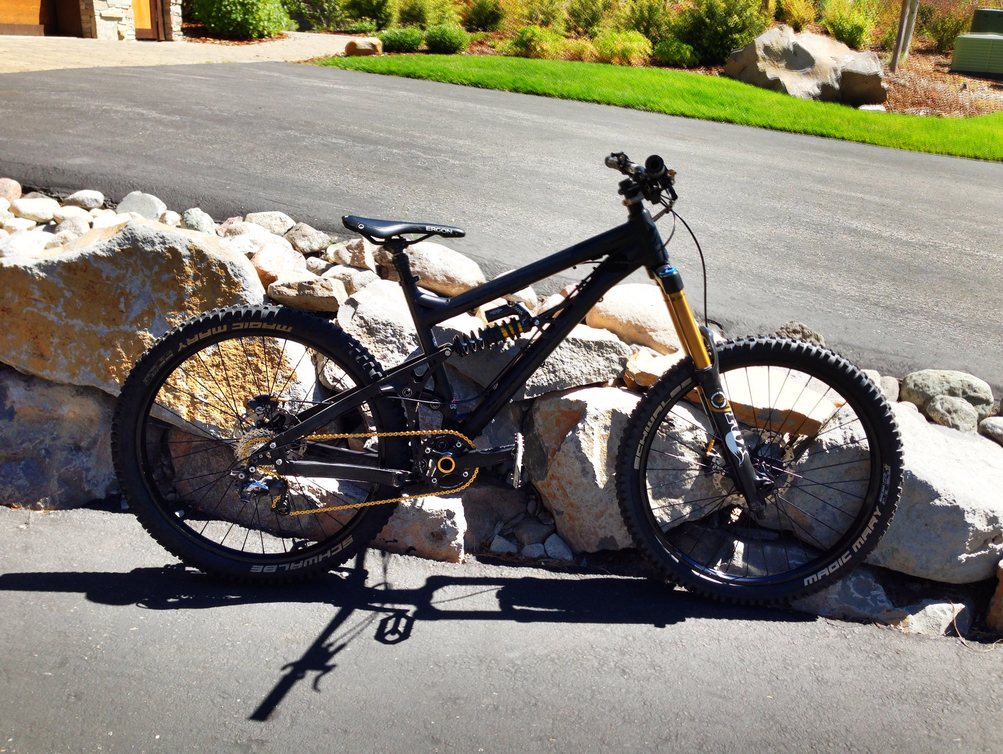 Banshee Rune V2 - kris24's Bike Check - Vital MTB