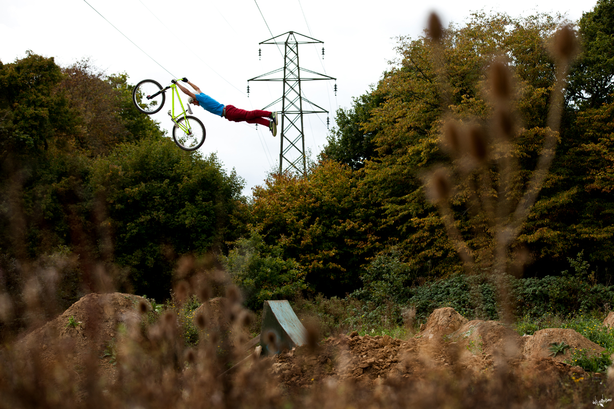 superman - lunatyk - Mountain Biking Pictures - Vital MTB