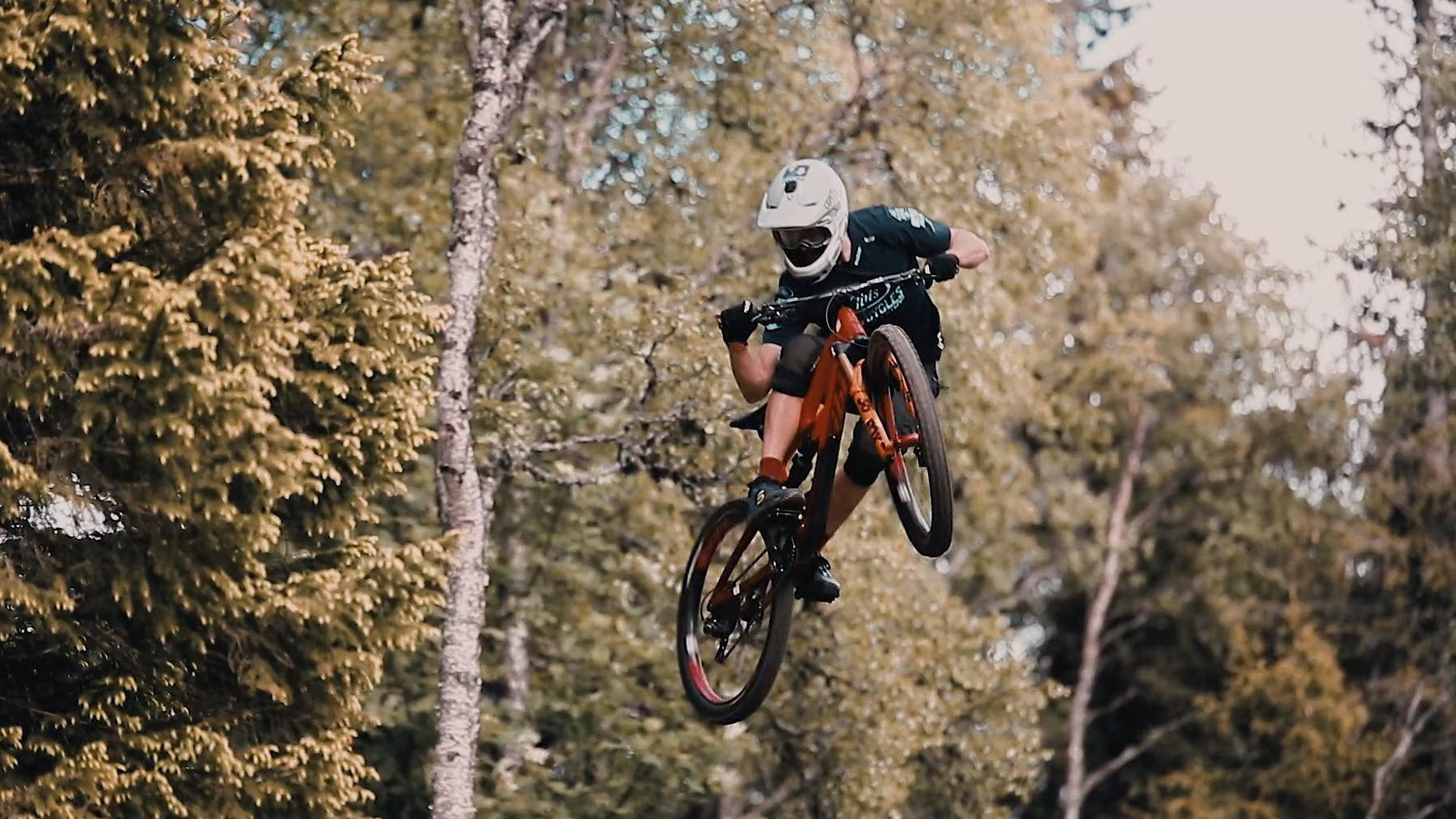 Niklas Wallner Showreel 2017 - Nwallner - Mountain Biking Videos ...