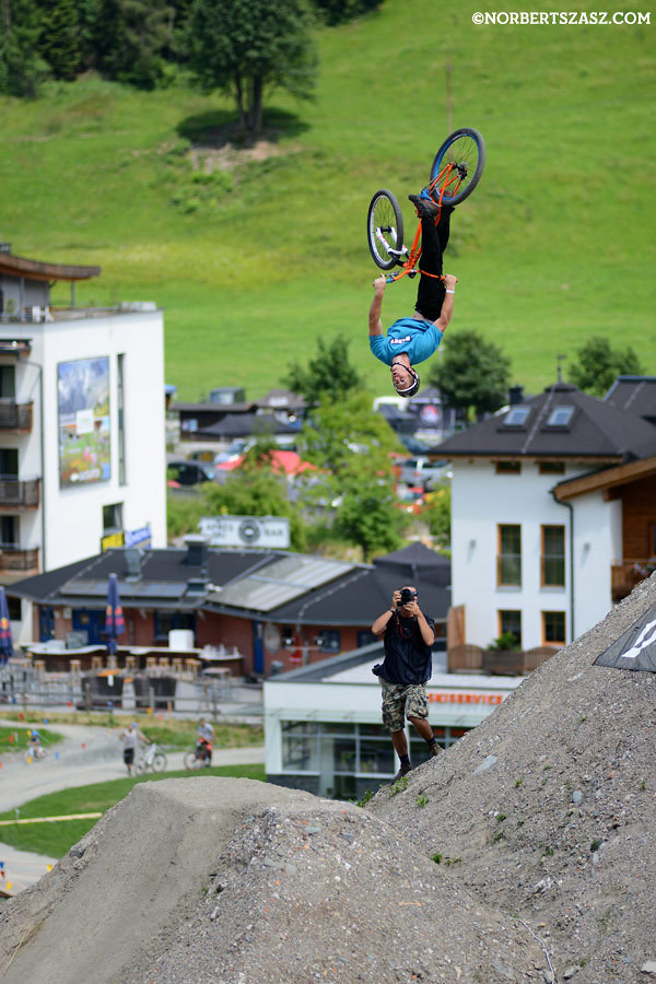 Sam Pilgrim, Flip Turndown at 26Trix - NorbertSzasz - Mountain Biking ...