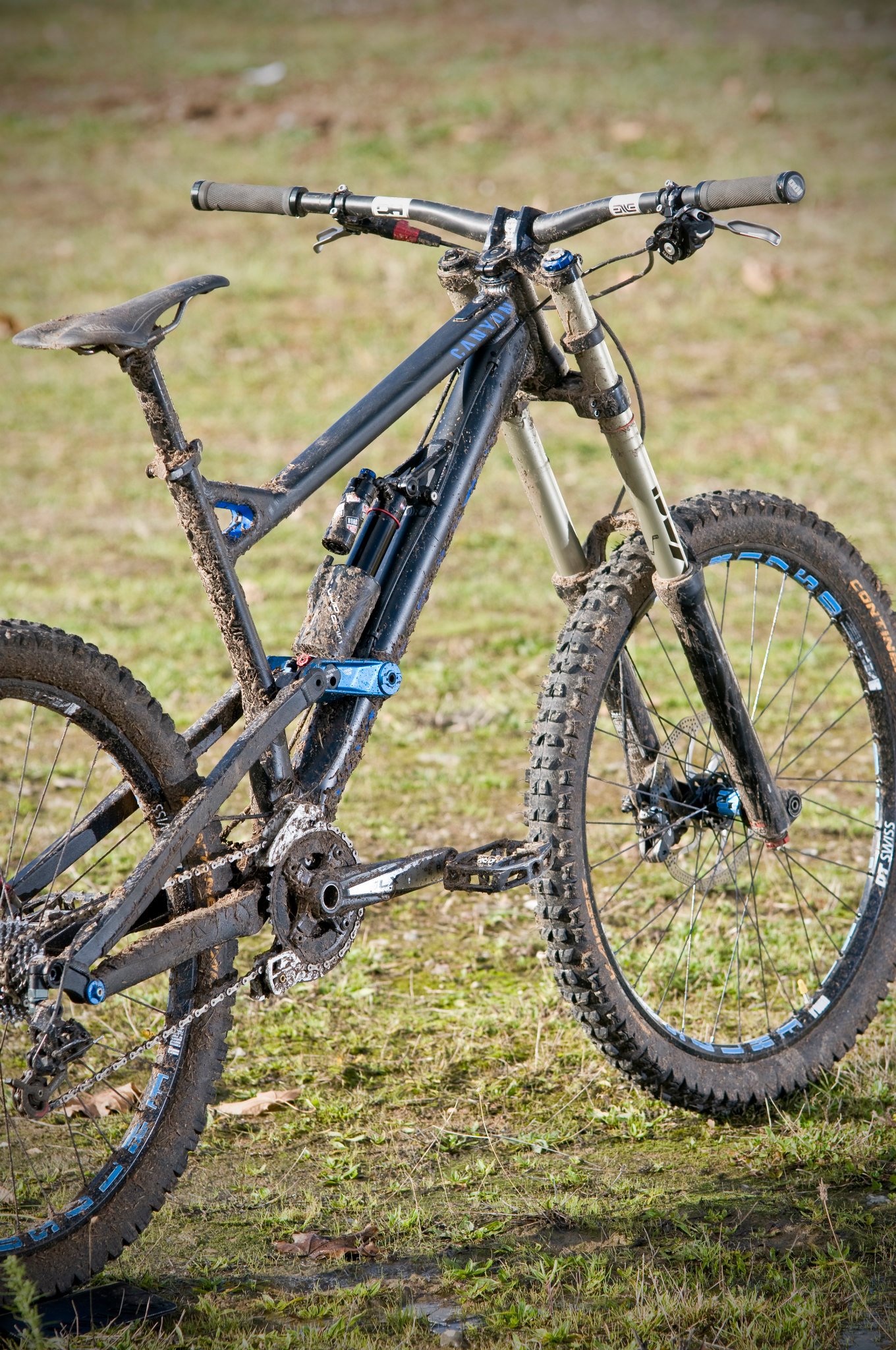 Canyon Torque FRX Custom - Basscommander's Bike Check - Vital MTB