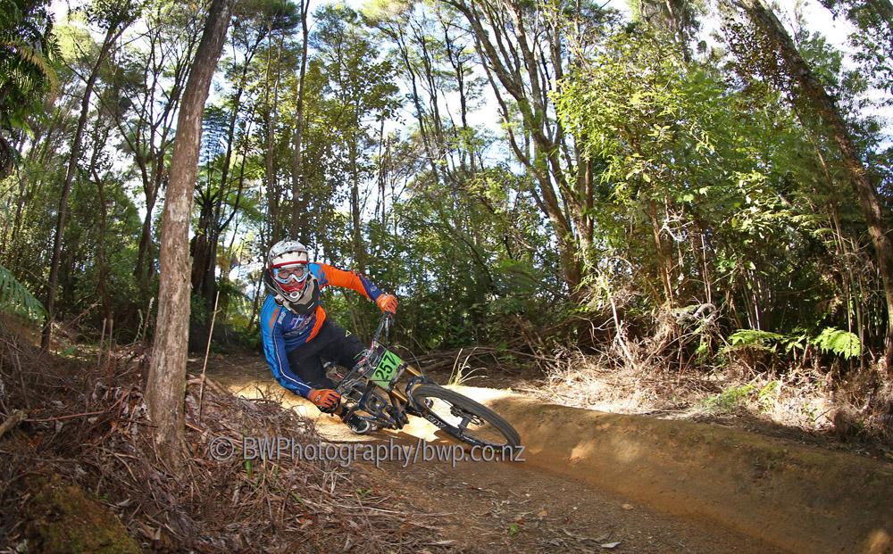 Cawte01 Hunua - Simon_Watts - Mountain Biking Pictures - Vital MTB