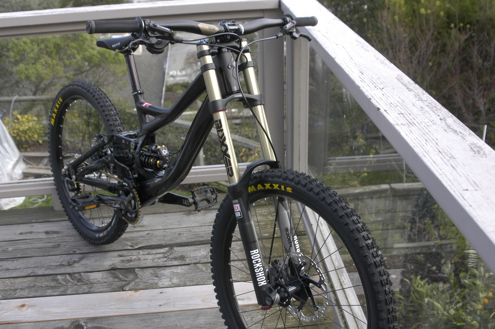 2013 Demo 8 - oshposh's Bike Check - Vital MTB