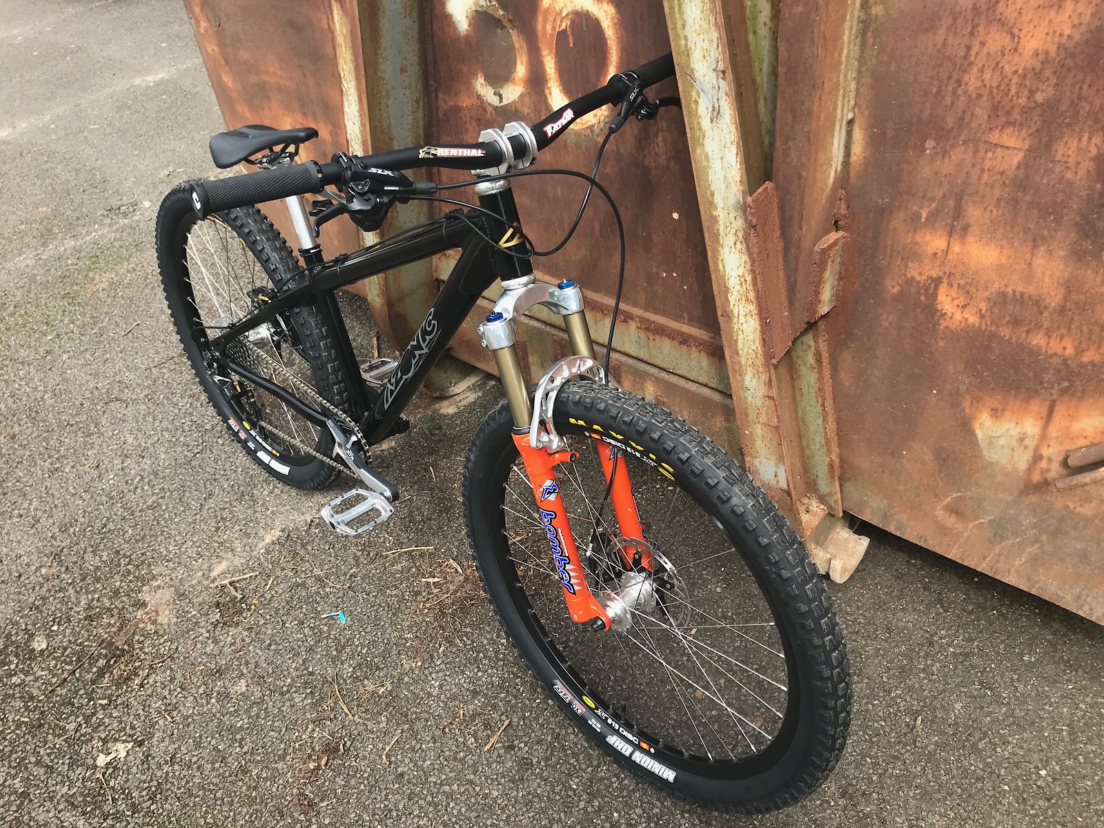 Azonic DS1 - TimBud's Bike Check - Vital MTB
