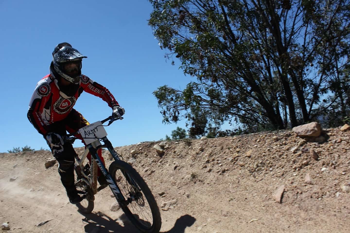 Flying into Triple Treat at Stromlo - crooksy - Mountain Biking ...