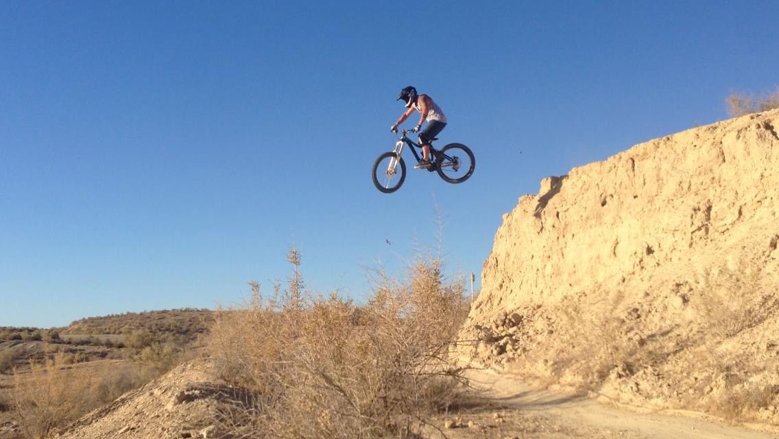 road gap - Gstraube999 - Mountain Biking Pictures - Vital MTB