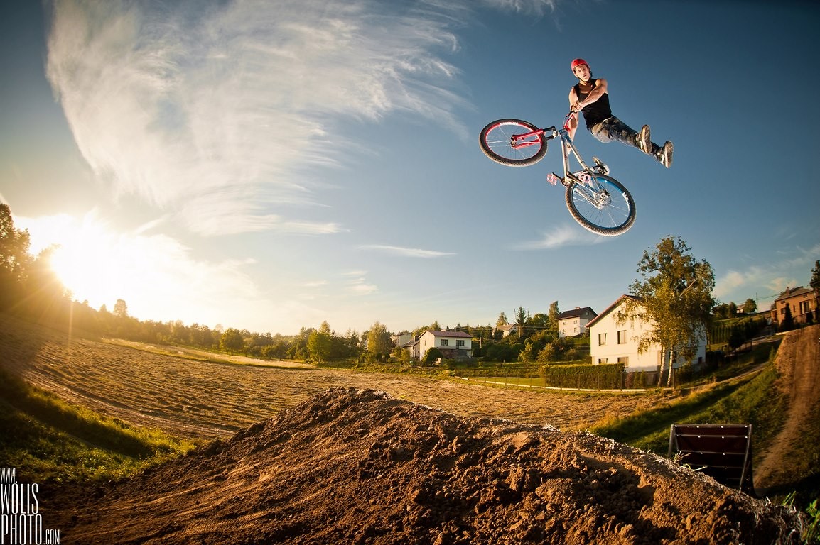 no foot can can - Bencio - Mountain Biking Pictures - Vital MTB