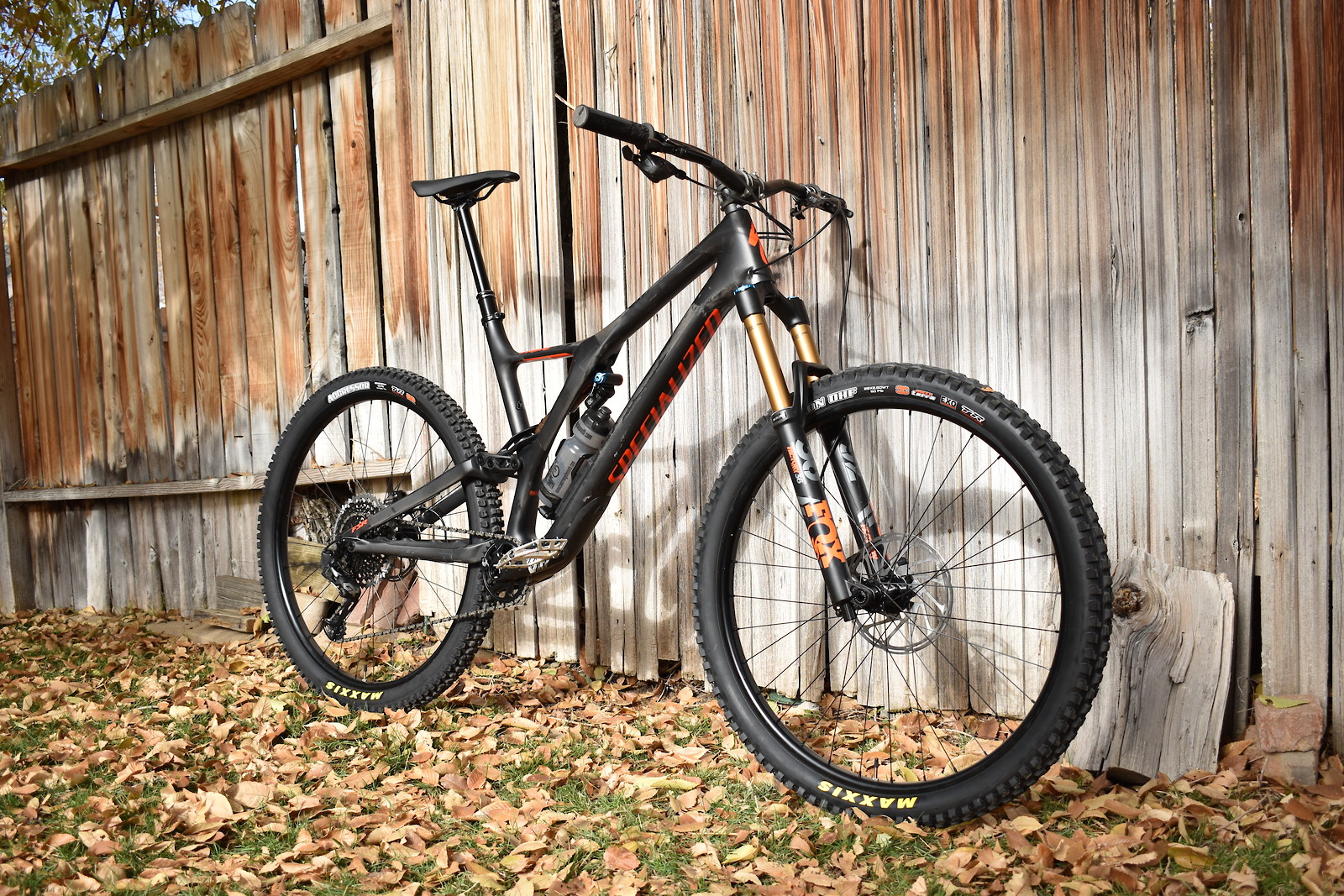 2019 Stumpjumper 29 - jonathon Simonetti's Bike Check - Vital MTB