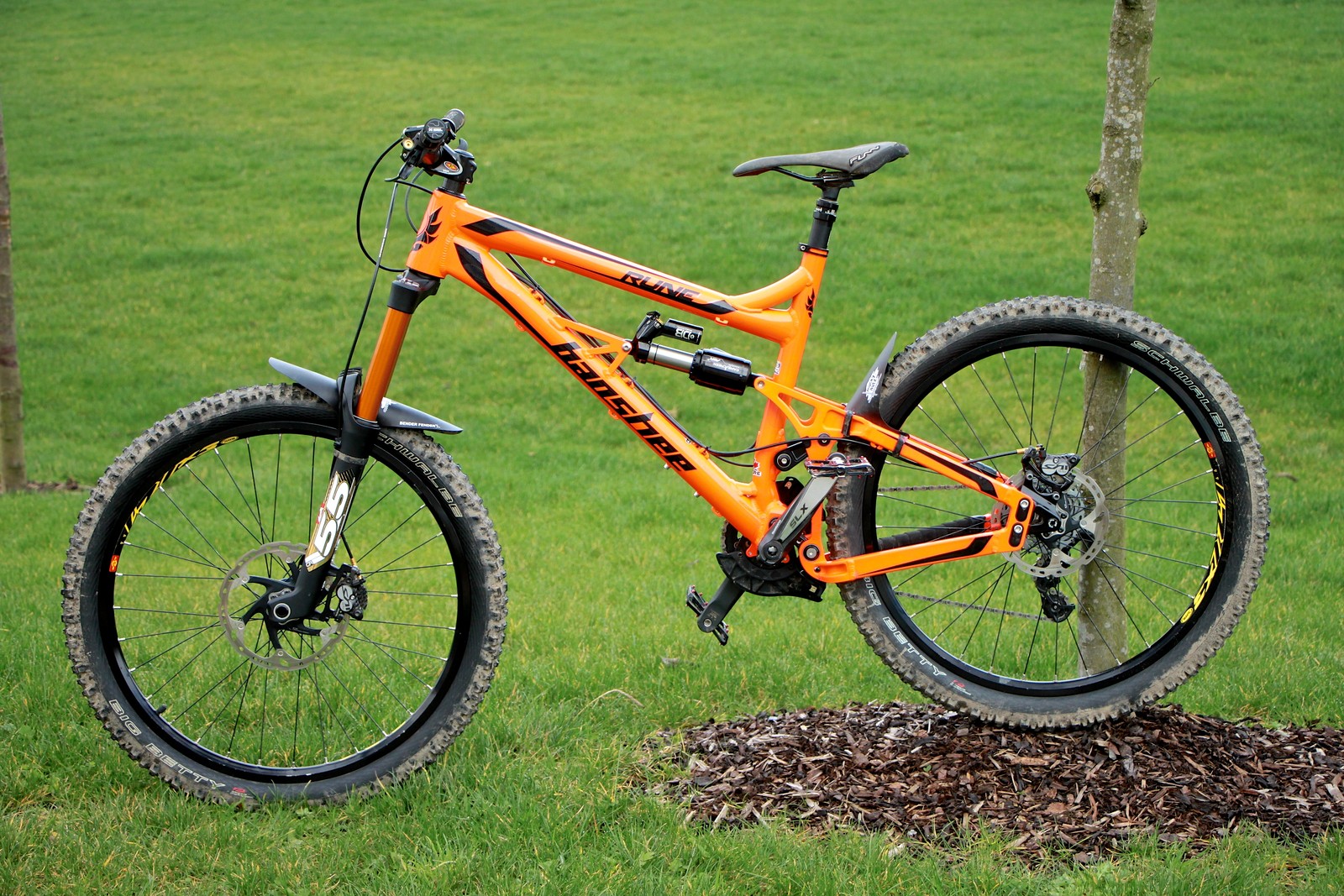 Banshee Rune V2 - sebastian.cotton's Bike Check - Vital MTB