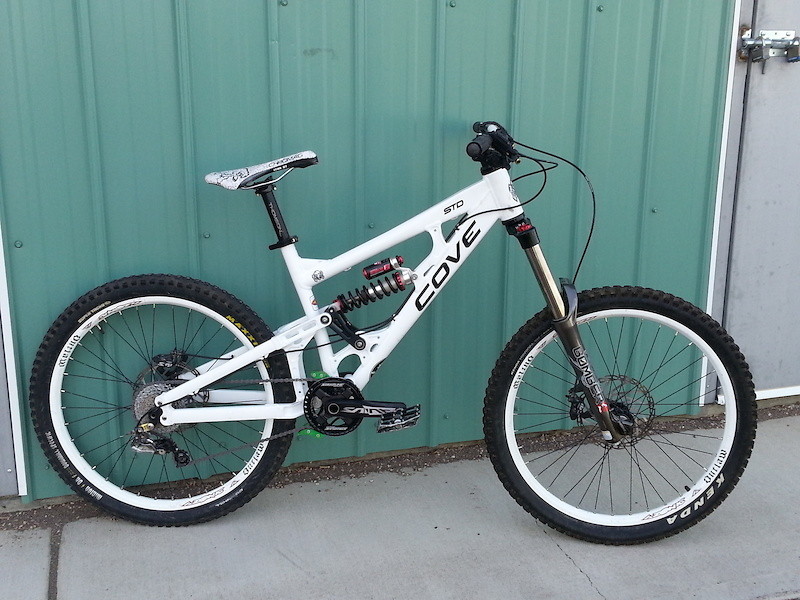 Cove STD - Straner's Bike Check - Vital MTB