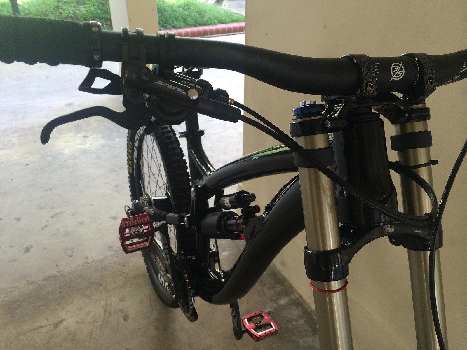 Agang Ninja DH Team 2014 Custom - botakizuma's Bike Check - Vital MTB