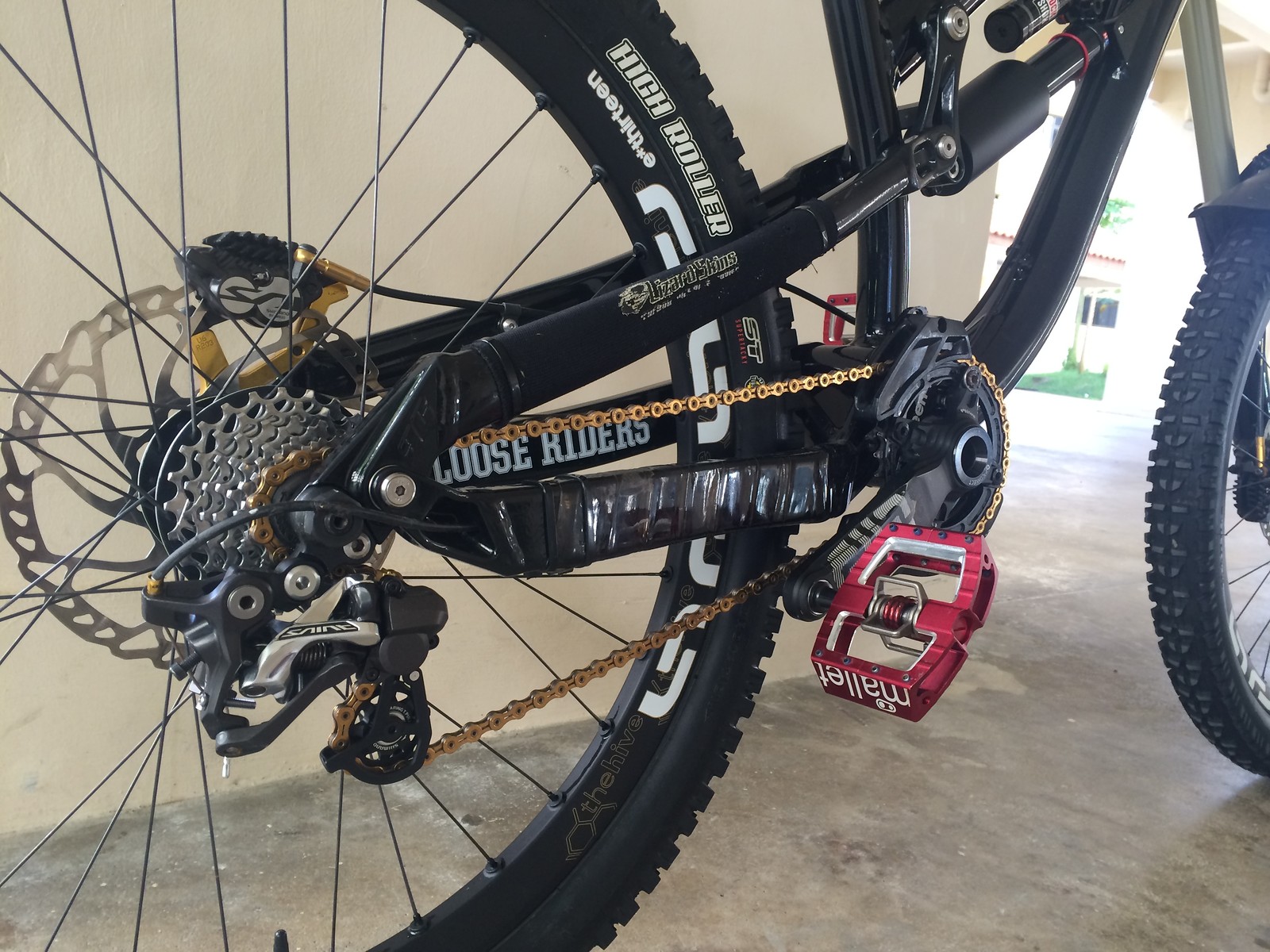 Agang Ninja DH Team 2014 Custom - botakizuma's Bike Check - Vital MTB