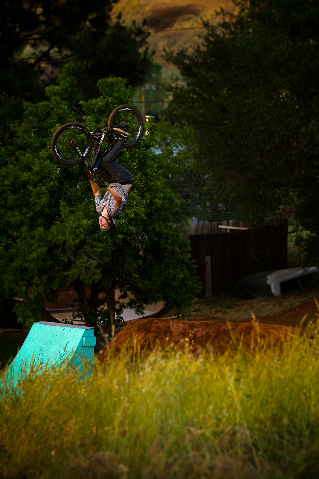 Backflip - NVimages - Mountain Biking Pictures - Vital MTB