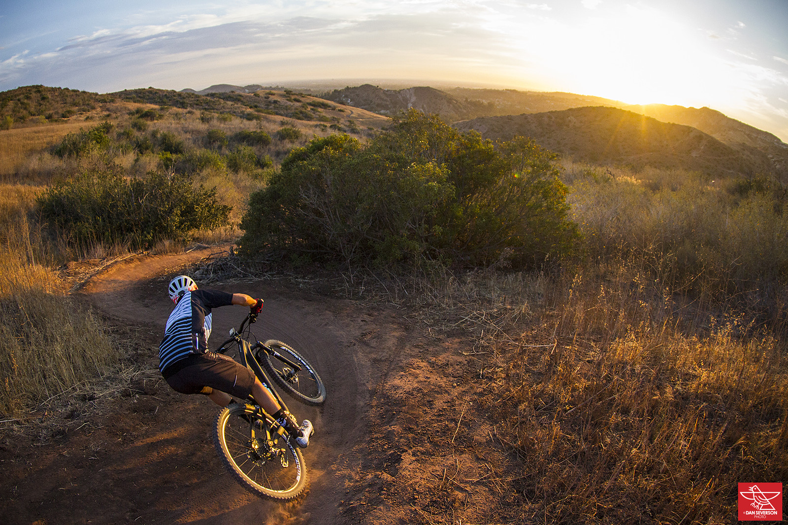 Sunset turns - danseverson photo - Mountain Biking Pictures - Vital MTB
