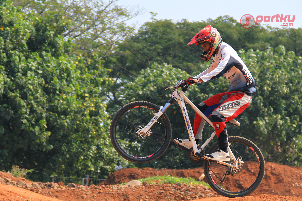 Polygon MTB 4X and Coaching Clinic - Juniver - Mountain Biking Pictures ...
