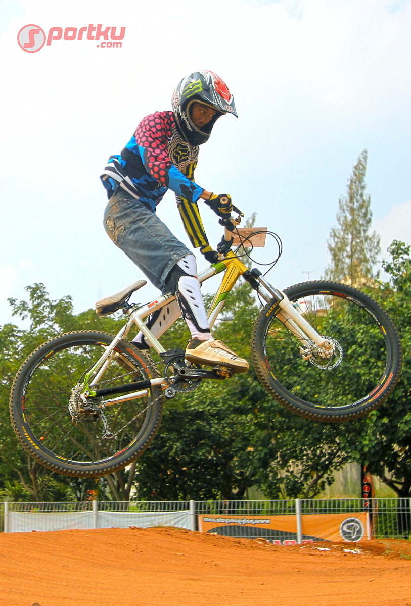 Polygon MTB 4X and Coaching Clinic - Juniver - Mountain Biking Pictures ...