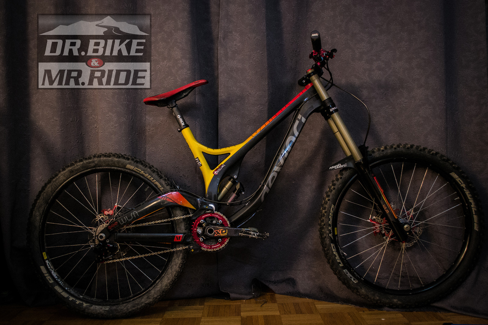 Custom Full BOS Devinci Wilson Carbon - caste102's Bike Check - Vital MTB