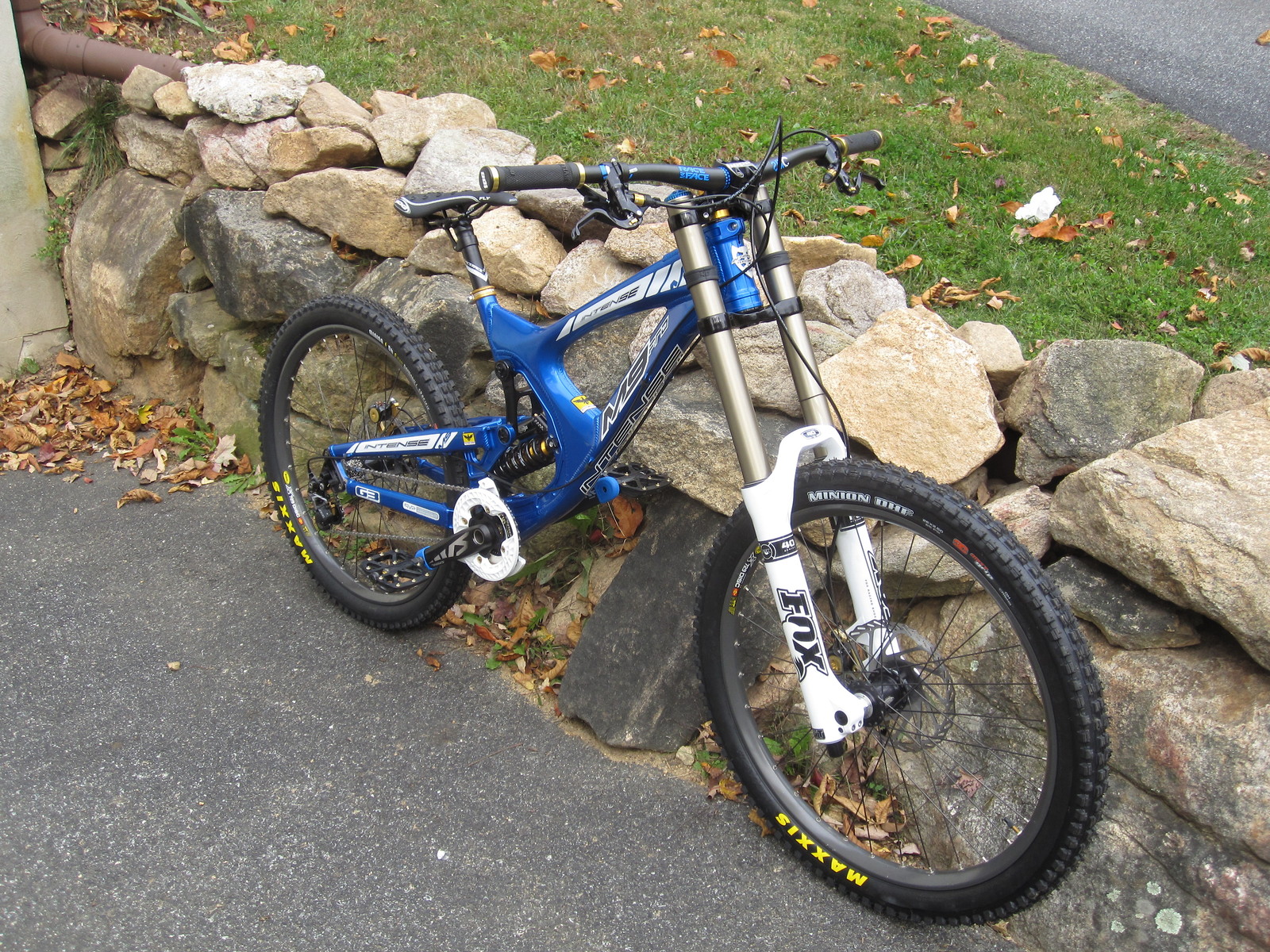 Blue Chrome Intense M9 - sino428's Bike Check - Vital MTB