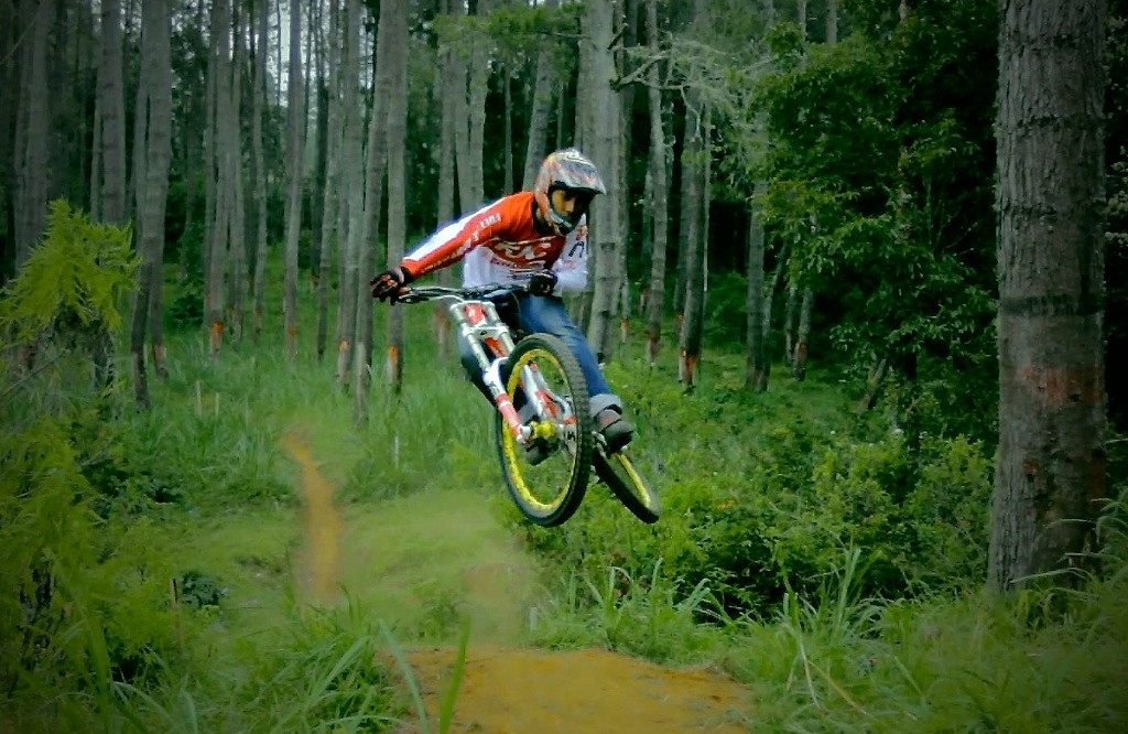 Riva step up - Andre Palmer - Mountain Biking Pictures - Vital MTB