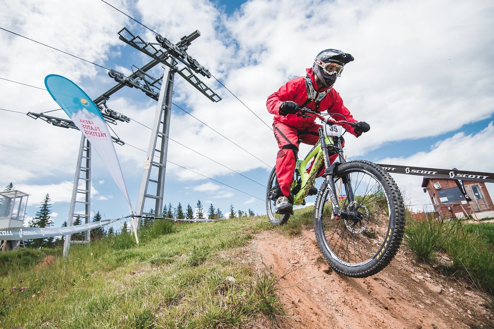 Slow start - Maxipedia - Mountain Biking Pictures - Vital MTB