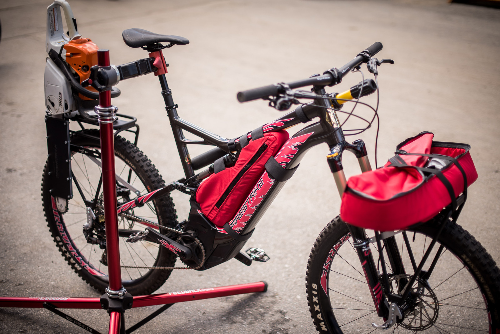 X-Fusion Concept Firestriker E-Bike - 2017 Sea Otter Classic Pit Bits ...