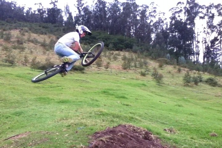 table - JuanDavidPozo - Mountain Biking Pictures - Vital MTB