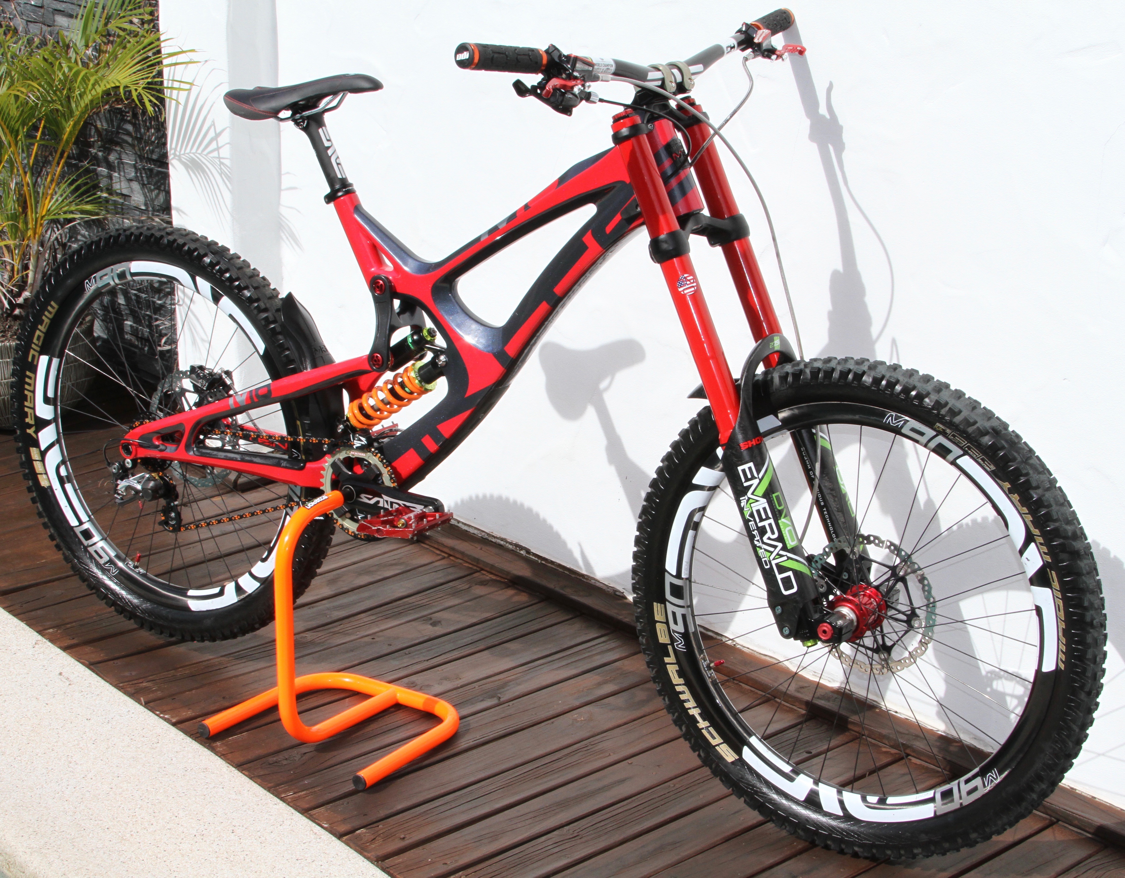 Intense M16 Carbon - sworkdemo8's Bike Check - Vital MTB