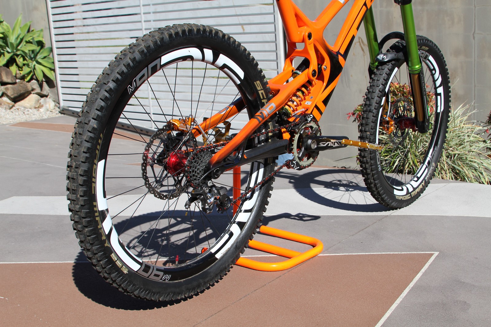 Intense M16 Carbon - sworkdemo8's Bike Check - Vital MTB