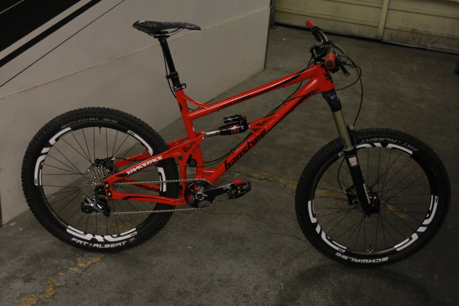 2013 Banshee Spitfire V2 - AmCan's Bike Check - Vital MTB