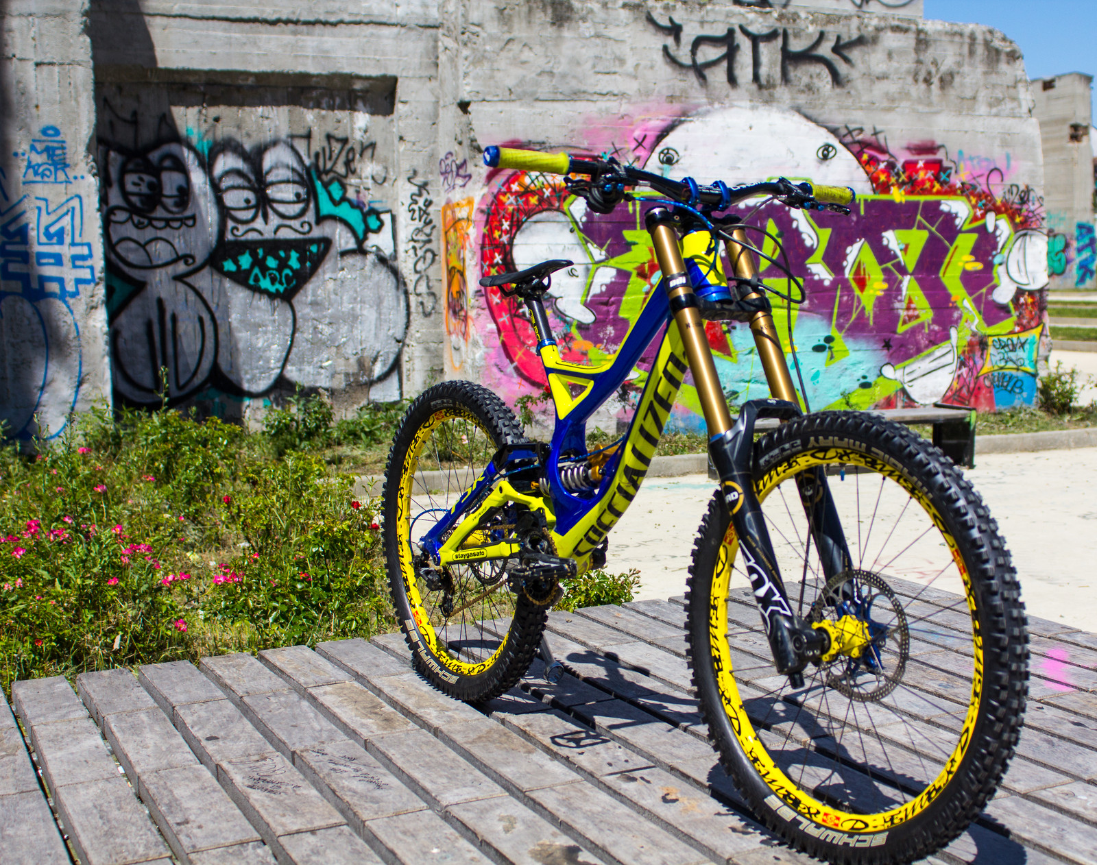 Specialized Demo 8 2k14 Indigo/FluorYellow - marci0's Bike Check ...
