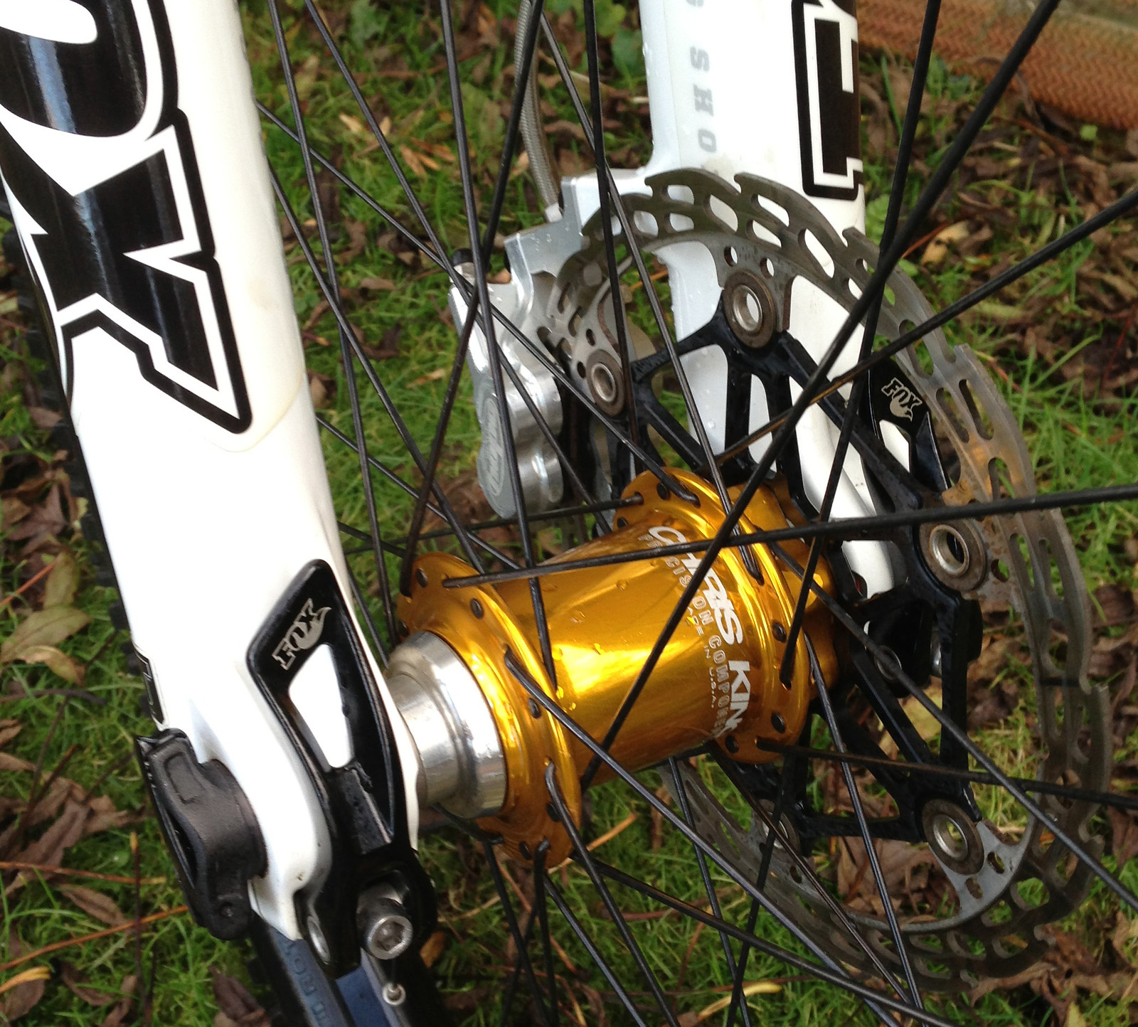 Custom Cove Hustler - Trashley's Bike Check - Vital MTB