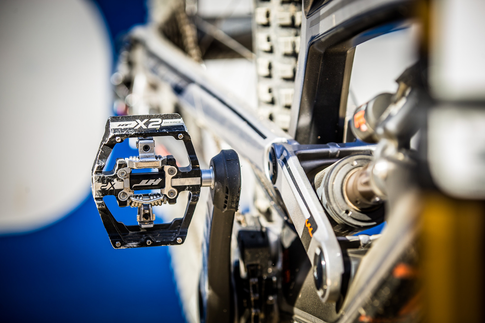 HT X2 Pedals - WINNING BIKE: Aaron Gwin's YT TUES - Mountain Biking ...