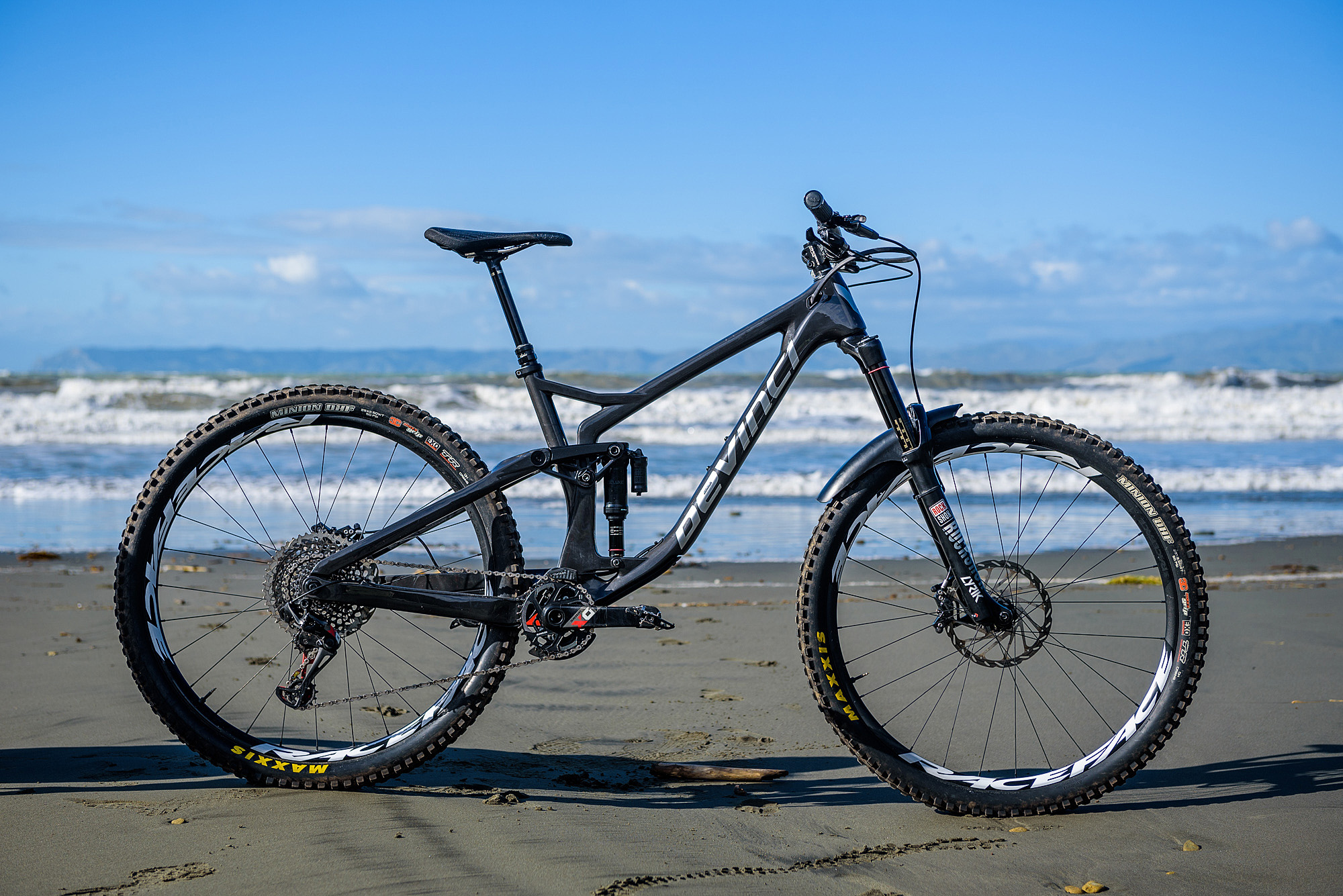 Keegan Wright's Prototype Devinci 29er Enduro Machine - Keegan Wright's ...
